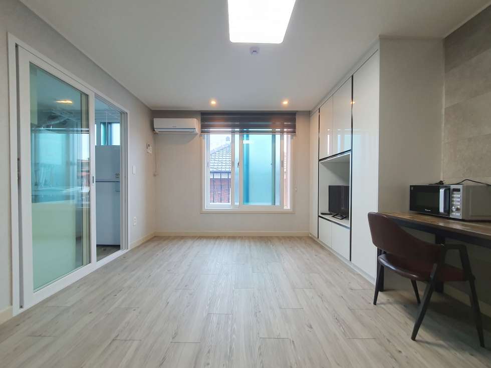 금암동 금암초 근처 전북대 도보 6분거리 이쁜 투룸